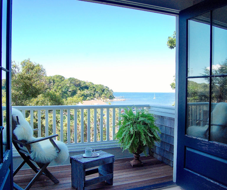 Home Tour of a Cape Cod Beauty - Access to the most amazing home!