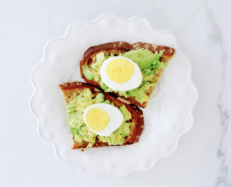 5 Healthy Feel-Good Snacks: Quick and Easy Munch Foods!