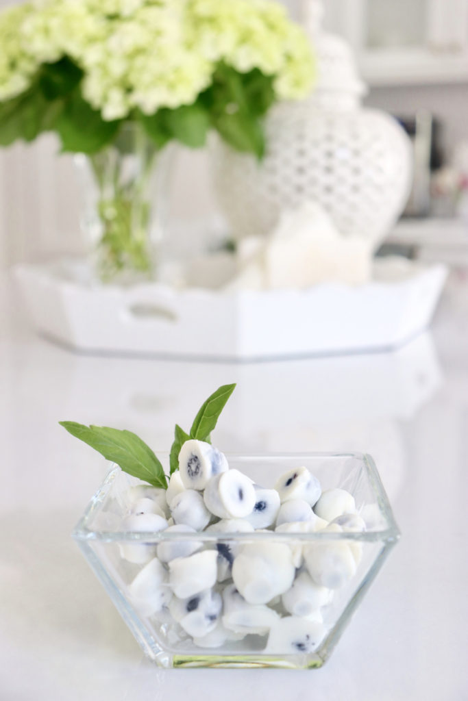 5 Healthy Feel-Good Snacks: Quick and Easy Munch Foods!