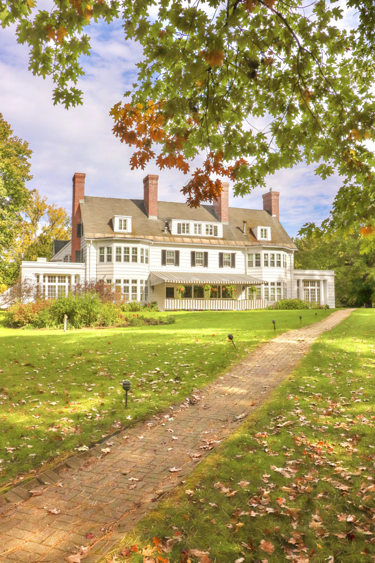 Four Chimneys Inn - Beautiful B&B in Vermont - KristyWicks.com
