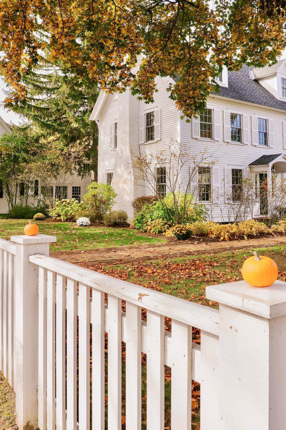Vermont Fall Travel Guide | Fall Foliage, Hotels & More - KristyWicks.com
