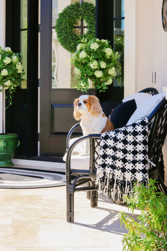 10 Easy & Beautiful Spring Porch Ideas - KristyWicks.com