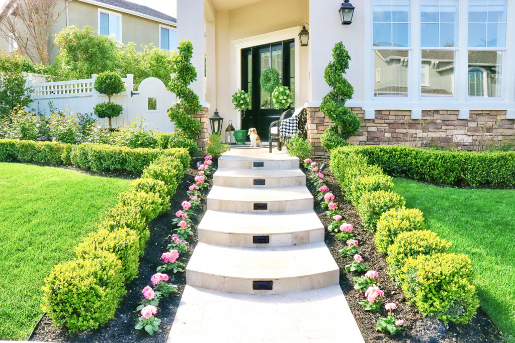 10 Easy & Beautiful Spring Porch Ideas - KristyWicks.com