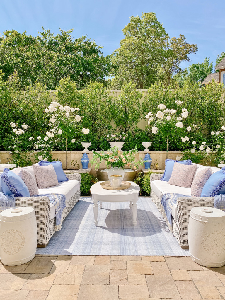 Blue & White Summer Backyard Decor Ideas - KristyWicks.com